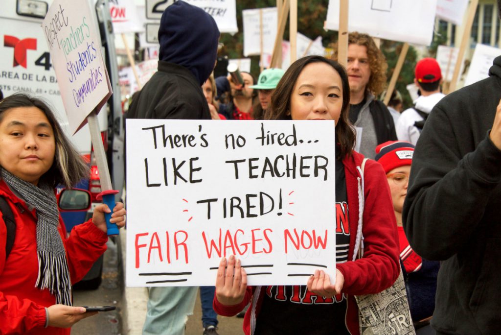 Unions Continue Their Support of Teacher Strikes in 2019 - UnionTrack®